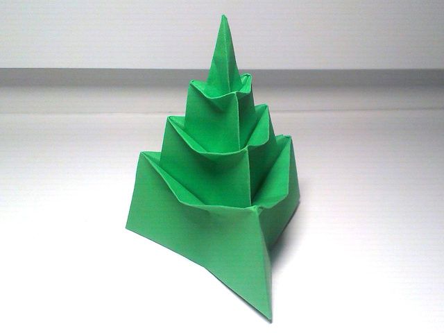 Origami 3D Christmas Tree with 1 piece of paper