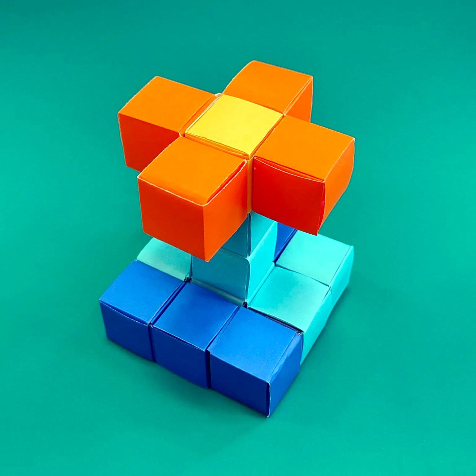 Origami cubes flower by Zhifang Tang