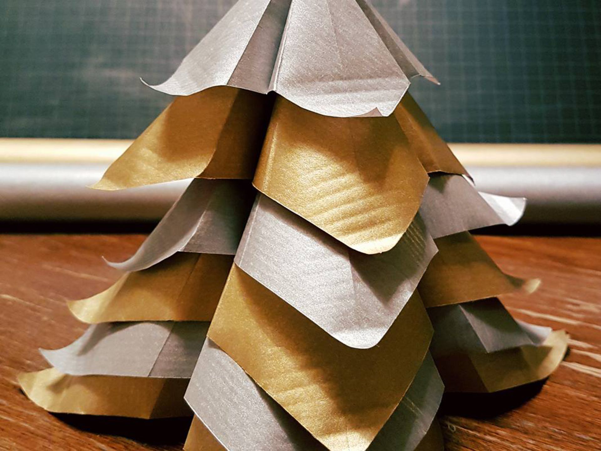 Origami Very Easy Christmas Tree pictures
